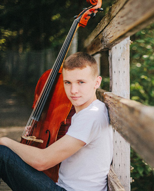 LOGAN | Benj Haisch | Seattle Wedding Photographer